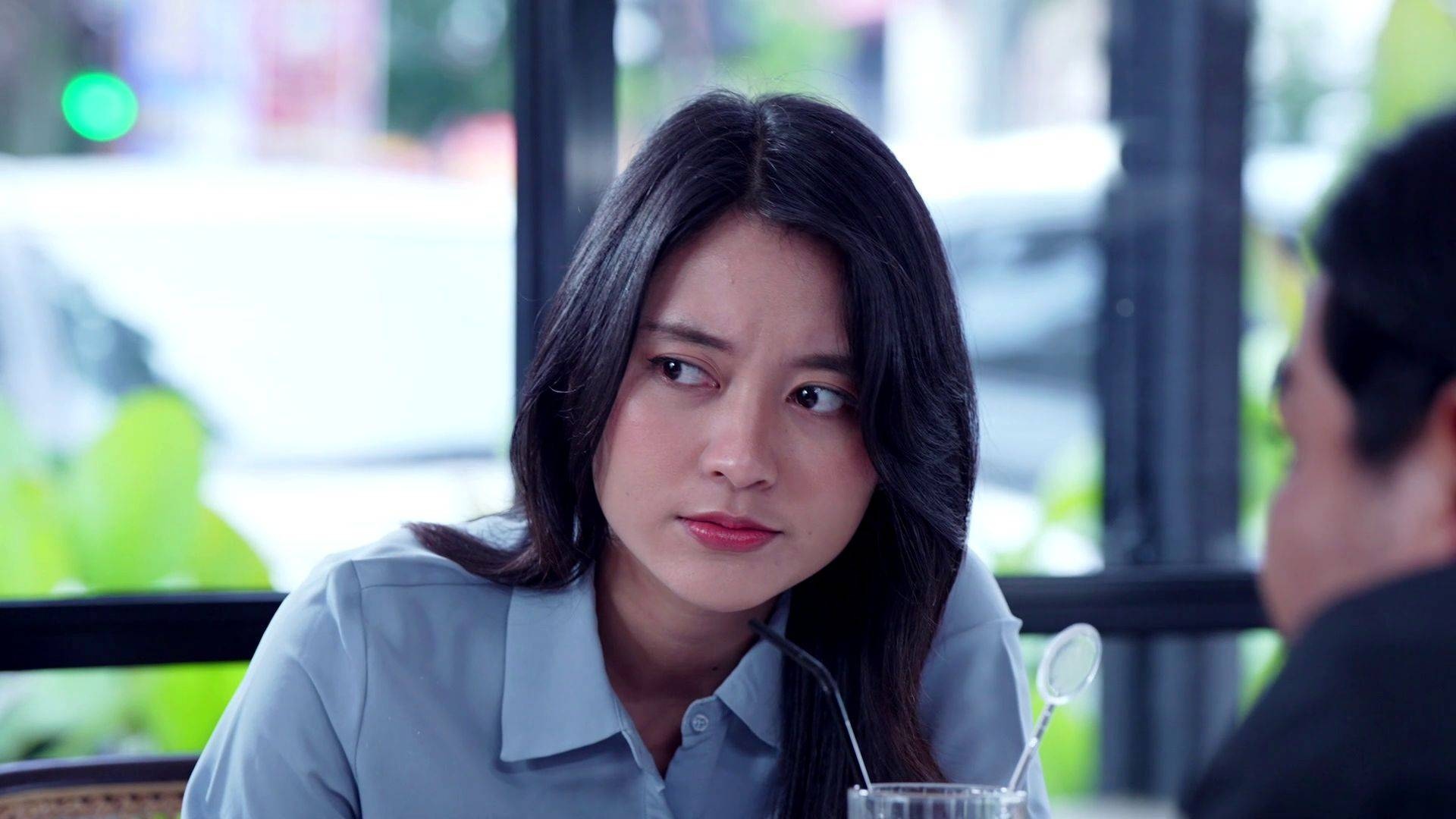 VISION+ - Gober Parijs Van Java / S1 E17 Episode 17