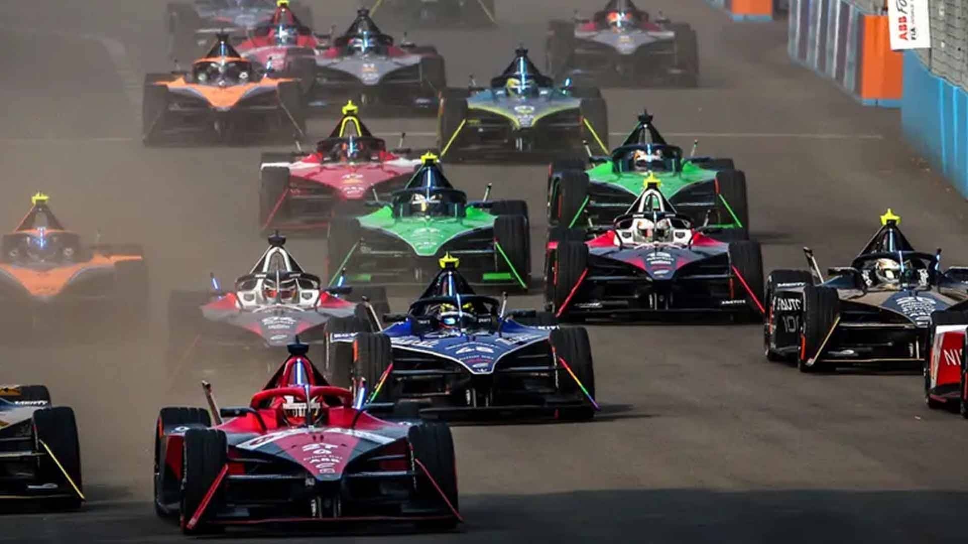 VISION+ - Formula E Unplugged - Series / S1 E5