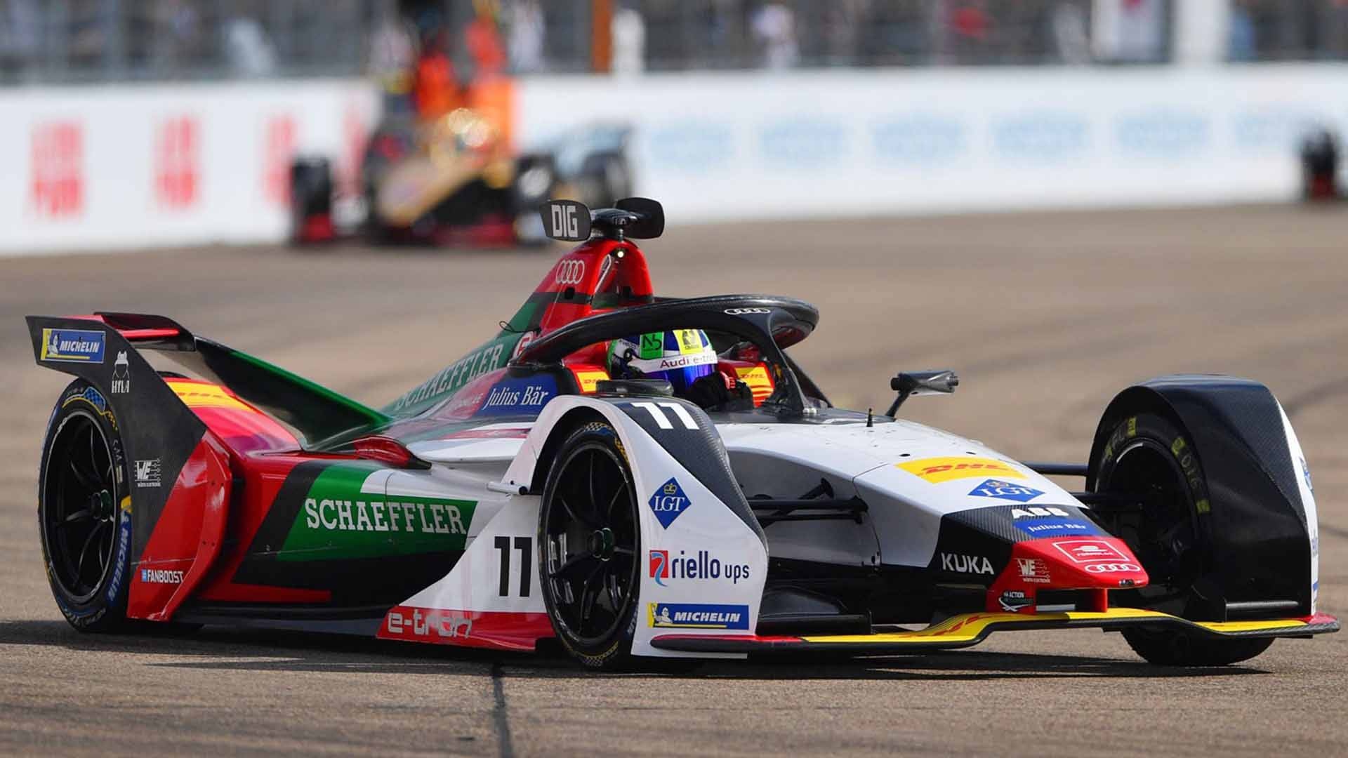 VISION+ - Formula E Unplugged - Series / S1 E1