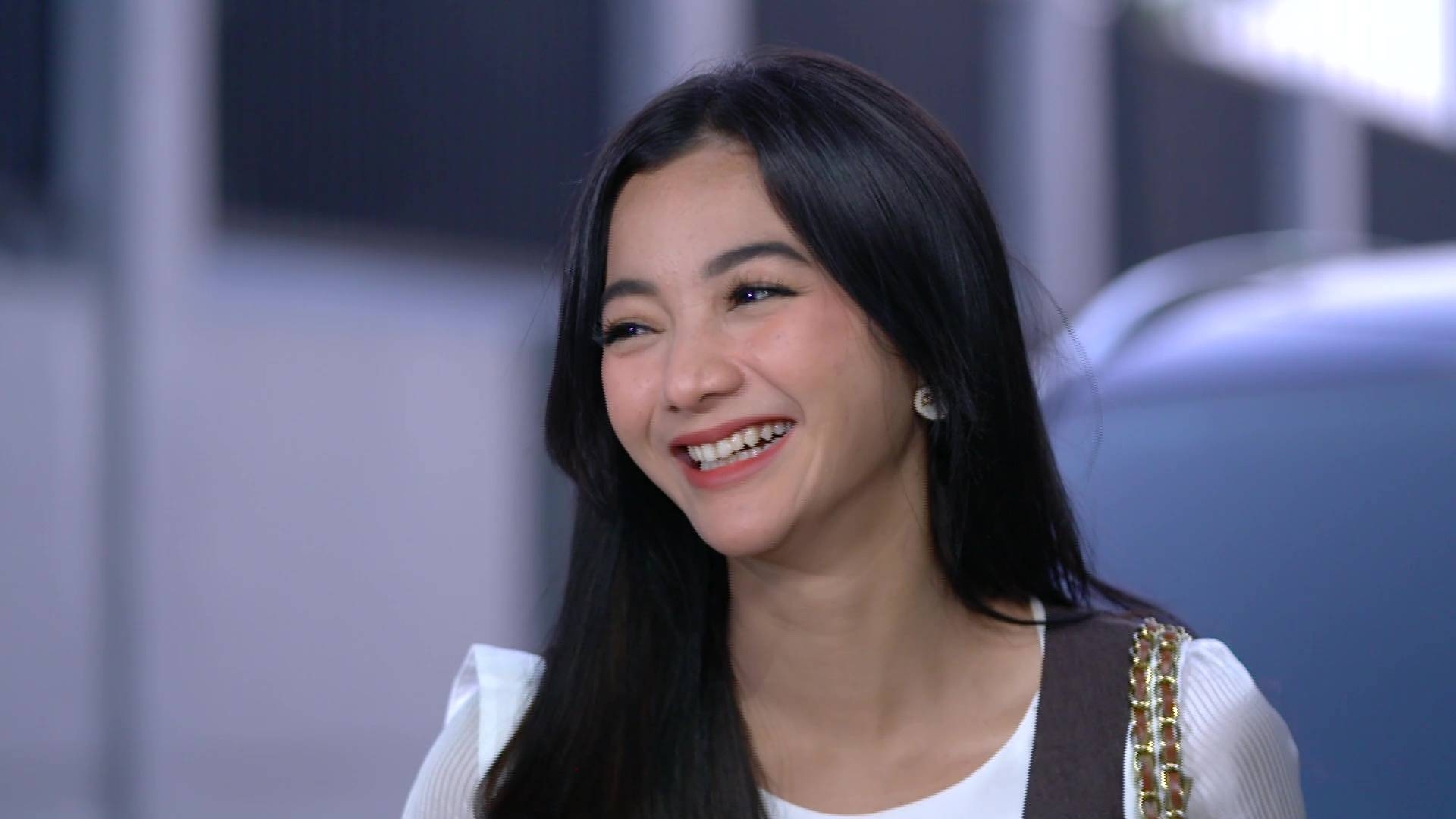 VISION+ - Terbelenggu Rindu / S4 E307 Episode 307