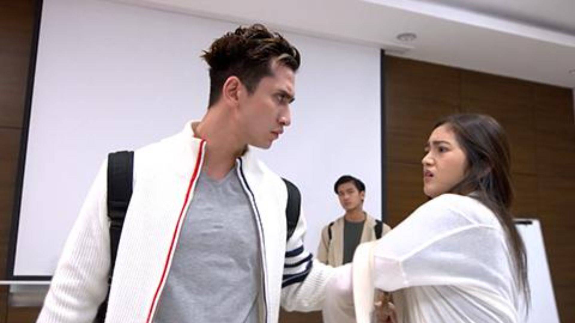 VISION+ - Putri Untuk Pangeran / S2 E237 Episode 237